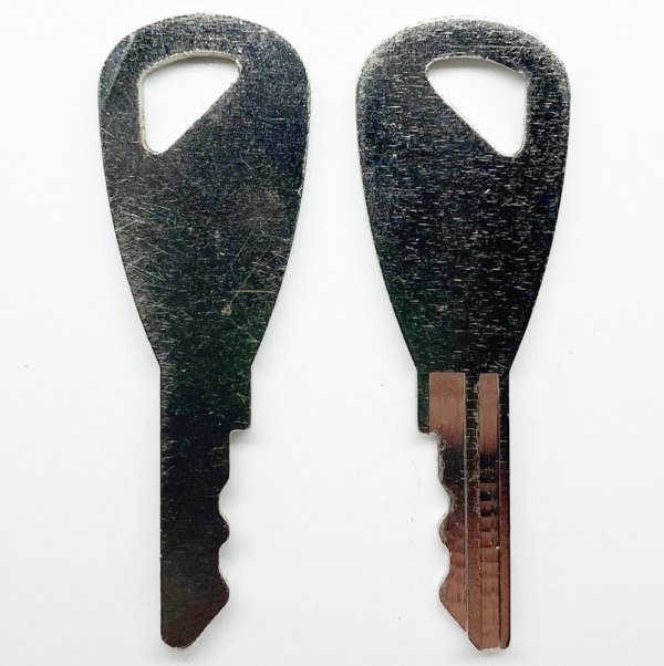 Replacement Basta KWL56 TS7535 Window Key from WebKeys - replacement ...